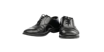 Fine Dining Server Dress Code Guide: What & What Not To Wear