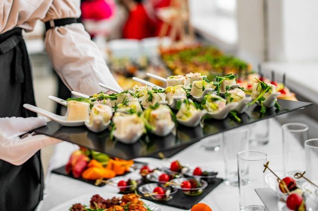 Types of Waiters: Roles & Differences Explained