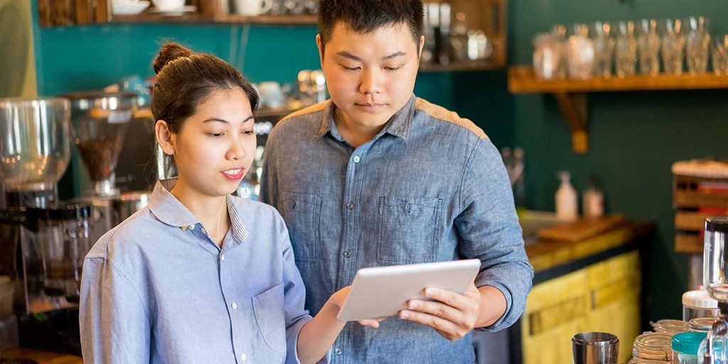 Assistant Restaurant Manager: How To Hire the Best