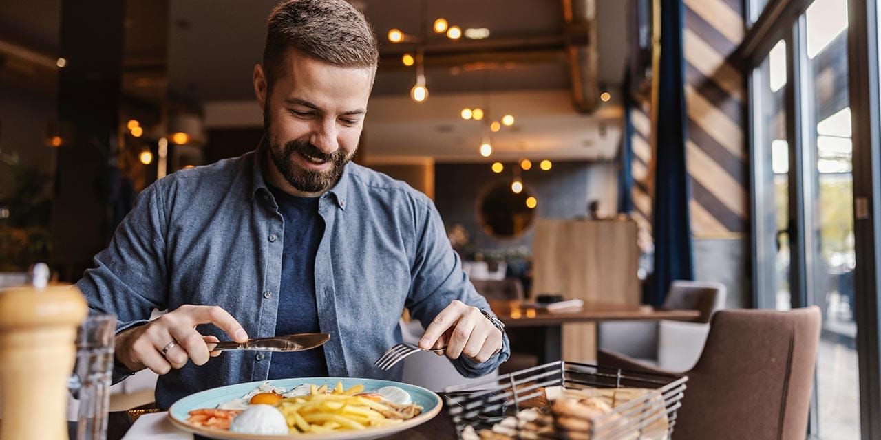 Studies Show Solo Dining Gaining Popularity Across the US