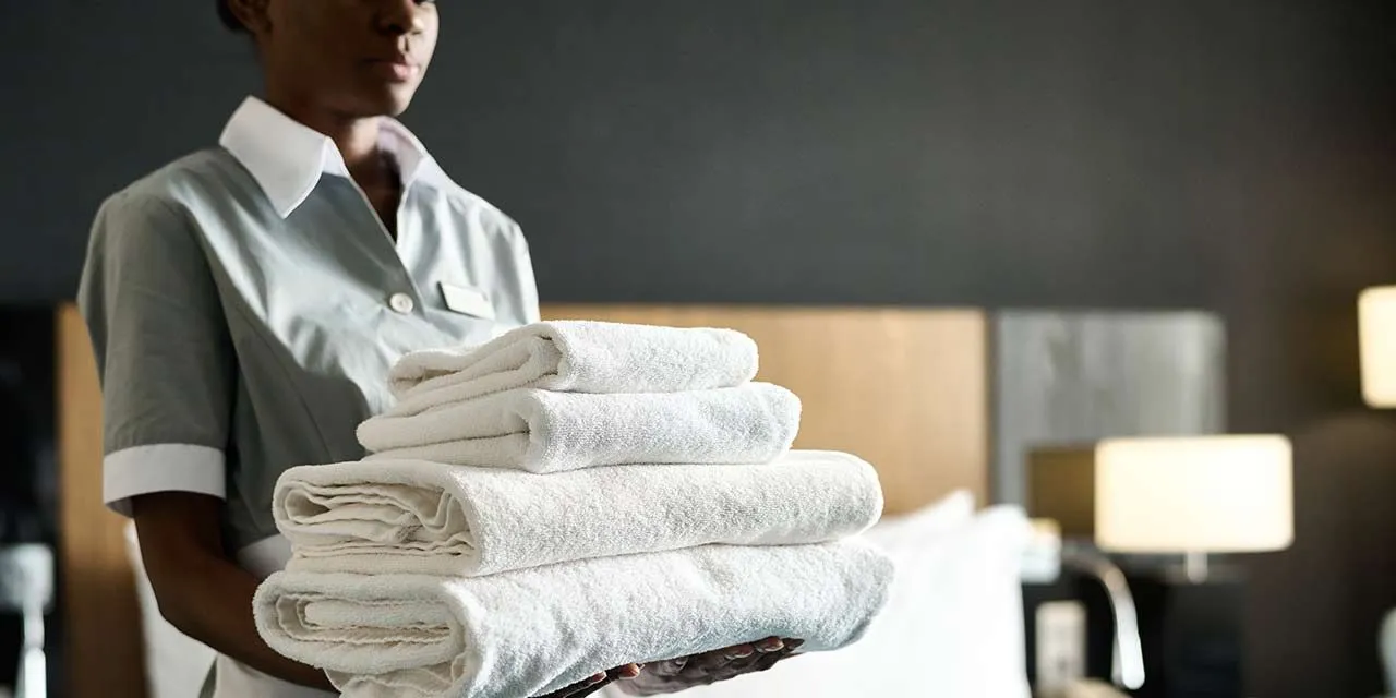 Pros and Cons of Being a Housekeeper - OysterLink